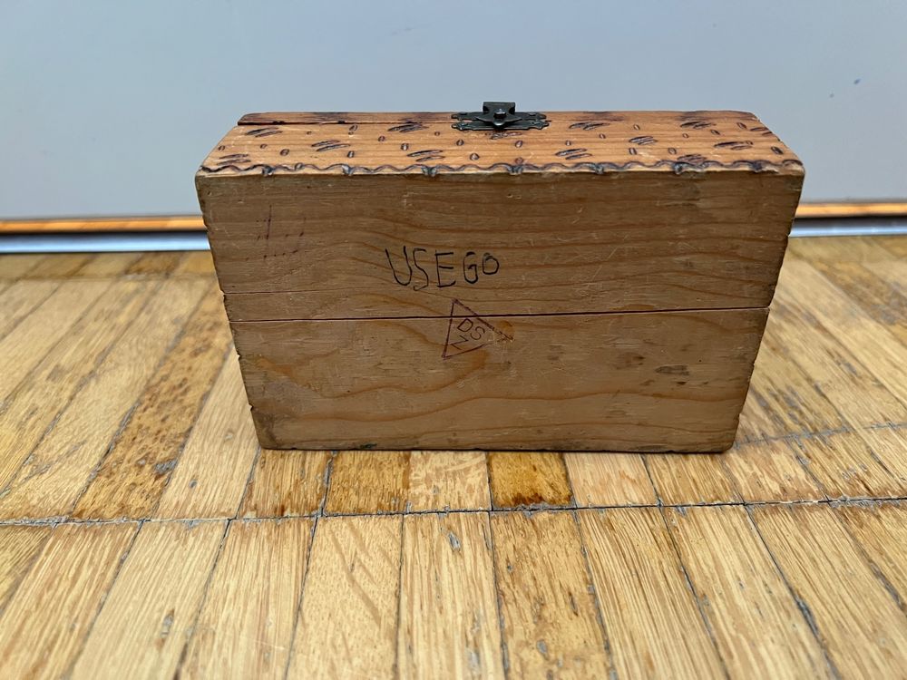 Petit coffre ancien en bois | Kaufen auf Ricardo