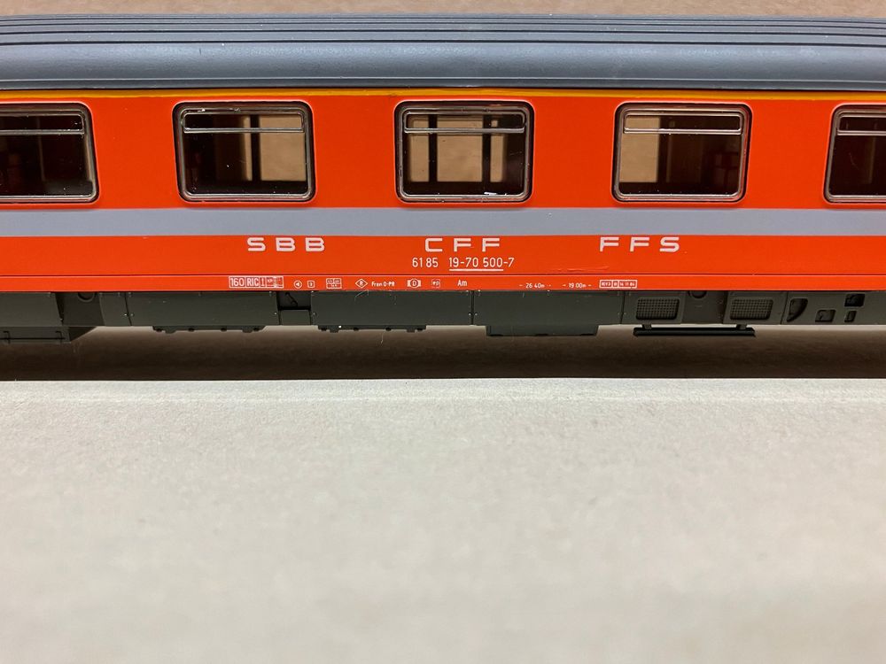Roco 2 SBB Eurofima Reisezugwagen Am und Bcm, H0 GS (Gebraucht) in Neuendorf für CHF 12 – mit ...