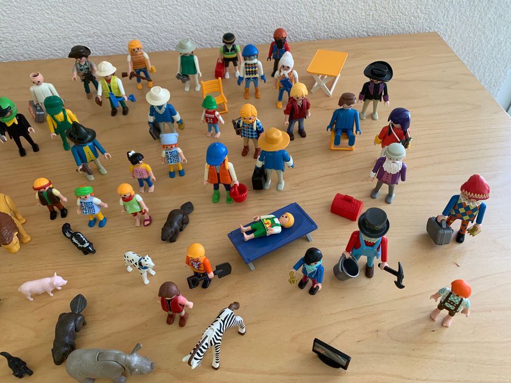 Mehrere Playmobile-Figuren / Plusieurs bonhommes Playmobile (Gebraucht ...