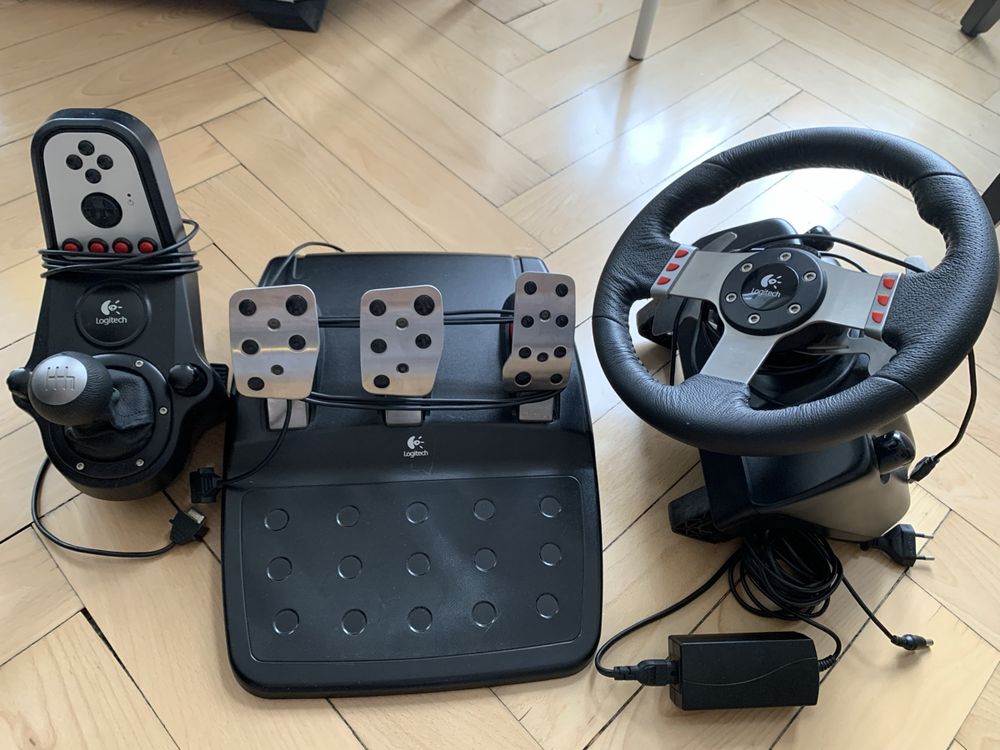 Gaming Lenkrad und Pedale - Logitech G27 (Neu (gemäss Beschreibung)) in ...