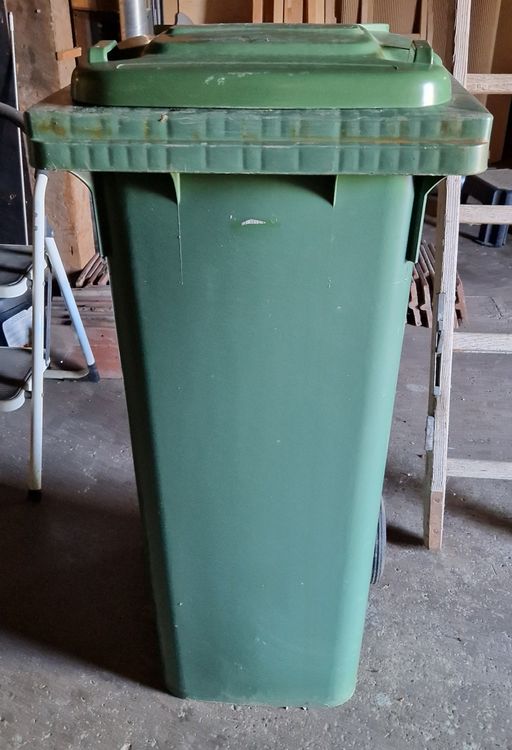 Container für Grünabfall 140 Liter (Gebraucht) in für CHF 10 – nur ...