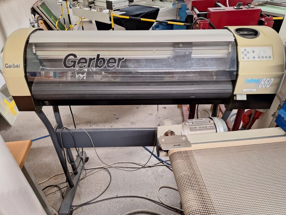 GERBER Schneideplotter FasTrack 650 Druckerei (Gebraucht) in Zürich für CHF 500 – nur Abholung ...