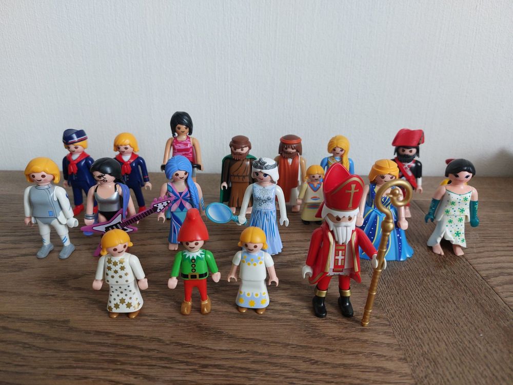Playmobil, 19 verschiedene Figuren (Gebraucht) in Aarburg für CHF 11 – mit Lieferung auf Ricardo ...