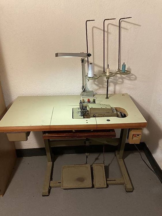 Union Special Overlock Nähmaschine Typ 39500 (Gebraucht) in Romanshorn ...
