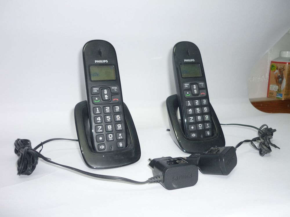 Mobiles Funktelefon mit Anrufbeantworter und 2 Stationen (Gebraucht) in St. Gallen für CHF 30 ...