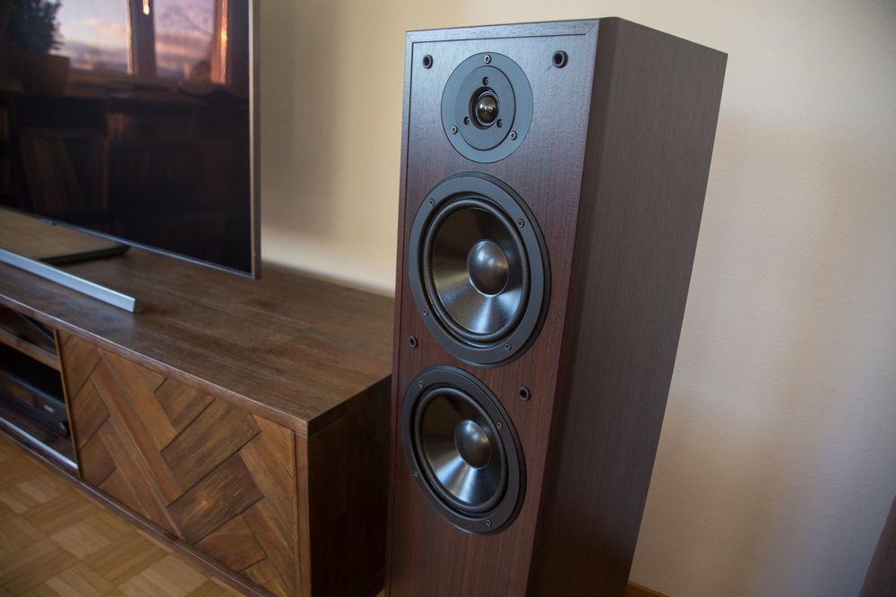Yamaha NS-F51 floorstanding speakers (walnut, pair) (Gebraucht) in Uetikon am See für CHF 90 ...