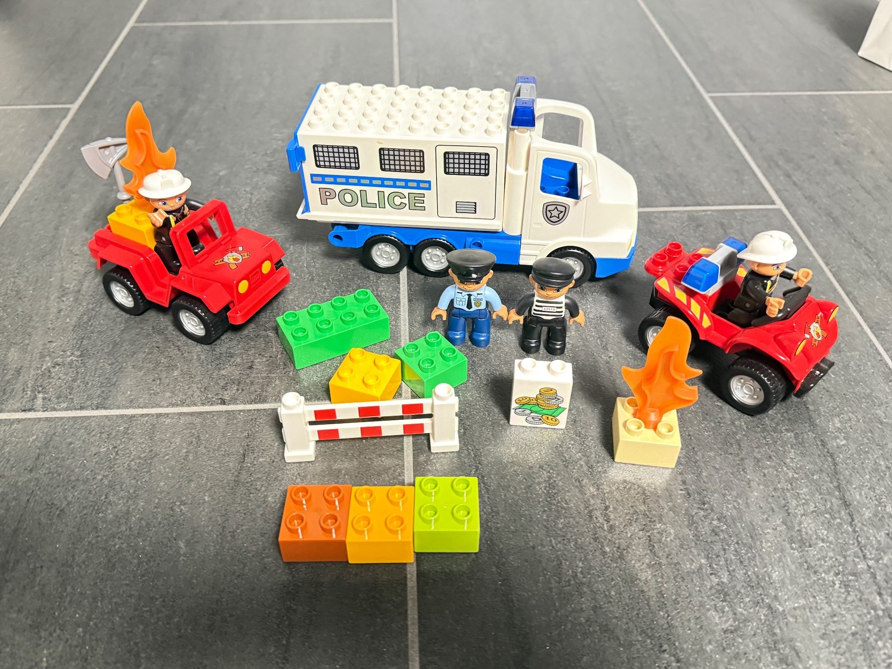 Drei LEGO DUPLO Sets (Gebraucht) in Ostermundigen für CHF 11 – mit ...