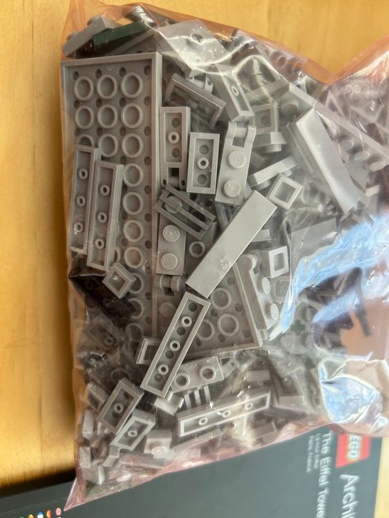 21019 LEGO Architecture The Eiffel Tower (Gebraucht) in Gais für CHF 31 ...