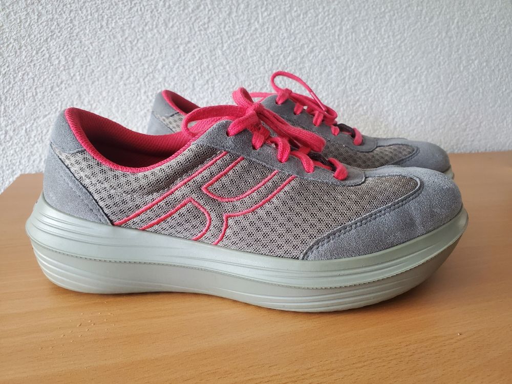 kyBoot Kybun Gstaad 38 / 39 (Gebraucht) in Schwarzsee für CHF 150 – mit ...