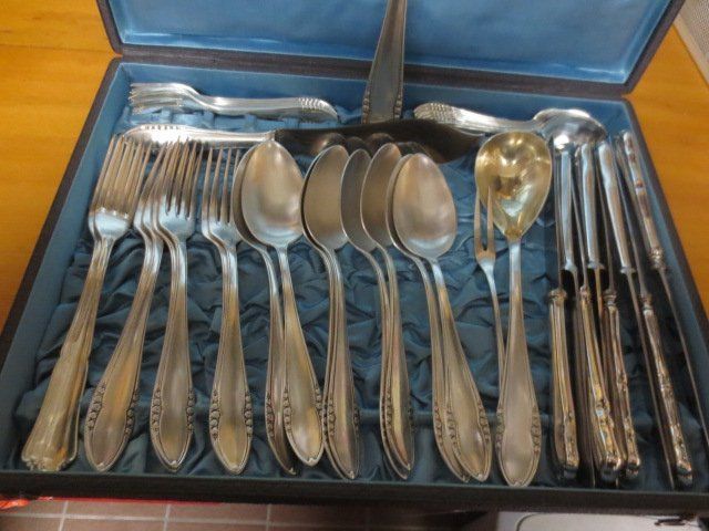 Tafelsilber Wellner, 41 Teile, 90 er Silber (Gebraucht) in Horgen für CHF 220 – mit Lieferung ...