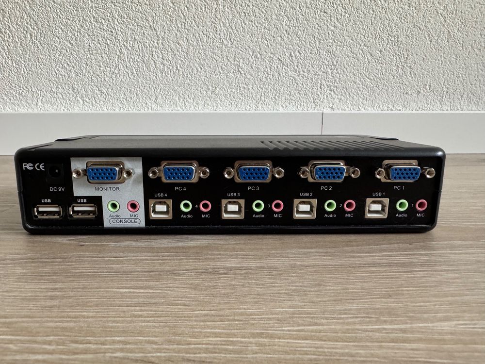 Avocent KVM-Switch - 4-Port VGA/USB mit Audio und MIC (Gebraucht) in ...