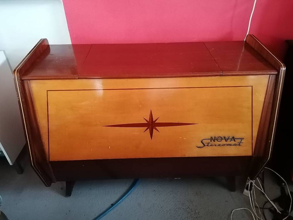 Juke-box Nova stereomat en parfait état de fonctionnement | Kaufen auf ...
