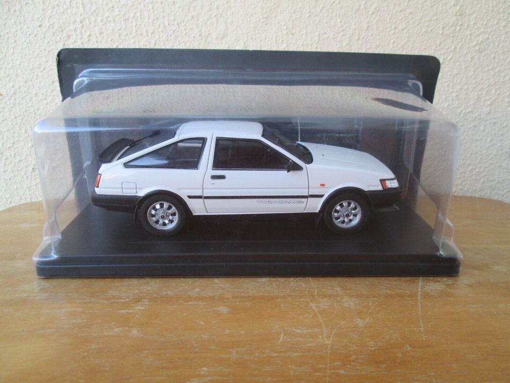 Toyota Corolla GT Coupé Liftback AE85/AE86 1983-1987 weiss | Kaufen auf Ricardo