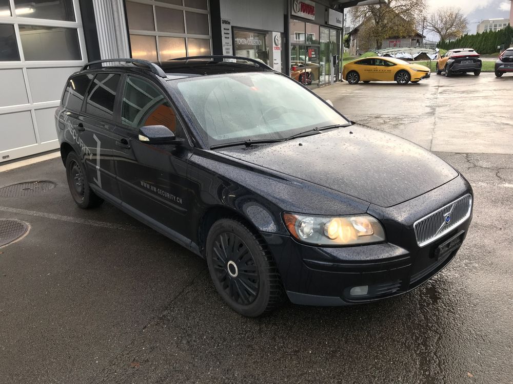 Volvo V50 T5 4x4, 2.5Benzin 5Zylinder Turbo 220PS | Kaufen auf Ricardo
