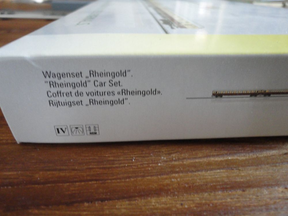 Rheingold-Wagenset 5-teilig, rot/beige Minitrix 15860 Spur N (Neu und ...