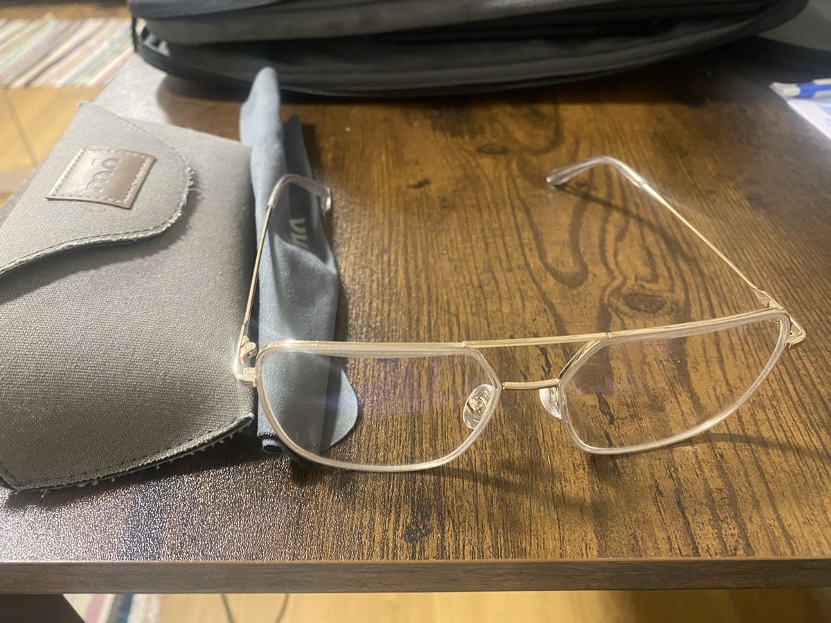Glasses for blue light (Gebraucht) in Zürich für CHF 50 – mit Lieferung auf Ricardo kaufen