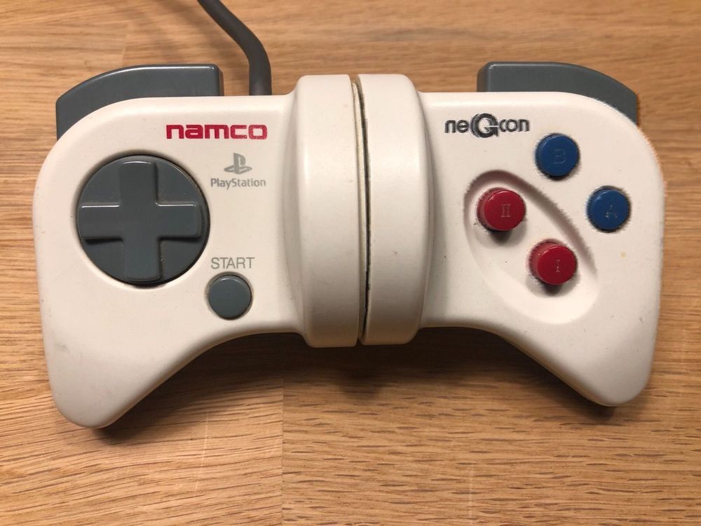 Namco NeGcon Controller für PS1 (Gebraucht) in Kestenholz für CHF 49 ...
