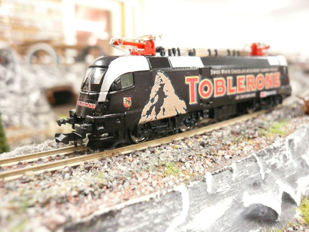 HOBBYTRAIN N BR 182 TAURUS TOBLERONE SCHWARTZ NEU UND OVP (Neu und ...