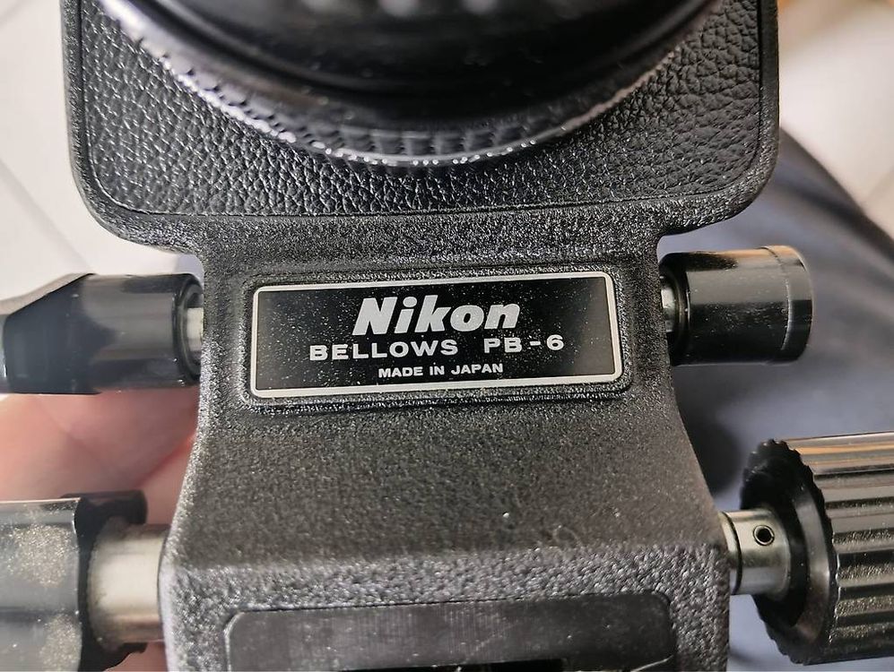 Balgengerät Nikon PB-6 mit Nikkor35-70 mm Objektiv (Gebraucht) in Thalwil für CHF 160 – mit ...