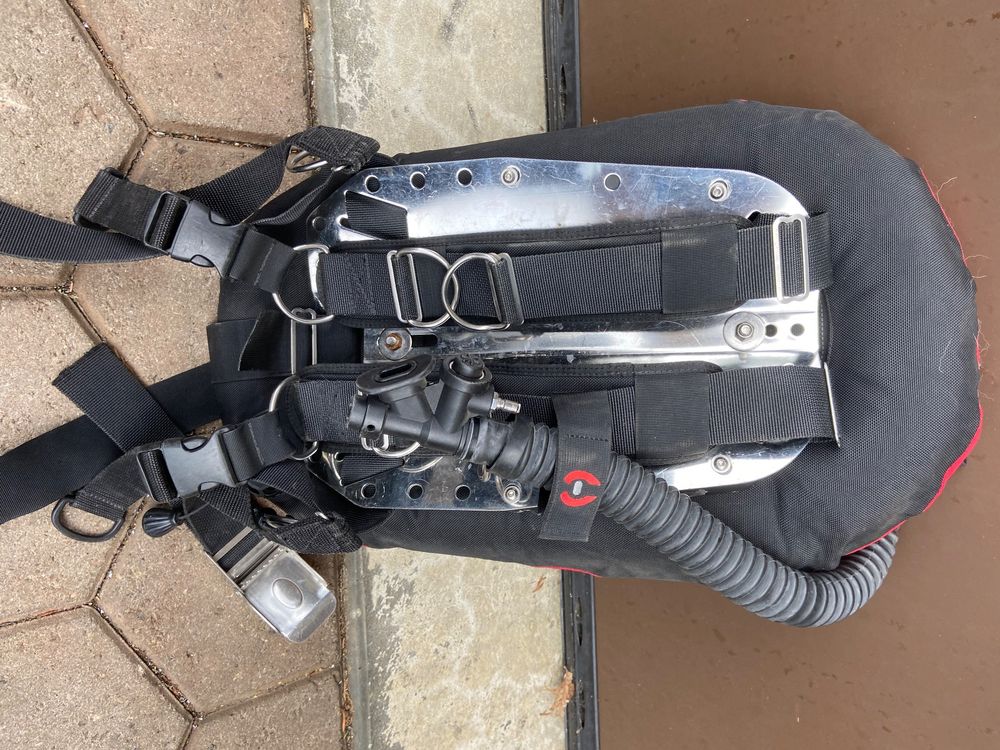 Wing und Backplate Tauchen Hollis | Kaufen auf Ricardo