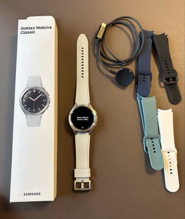 Galaxy Watch 4 classic / 46mm LTE / Silber | Kaufen auf Ricardo