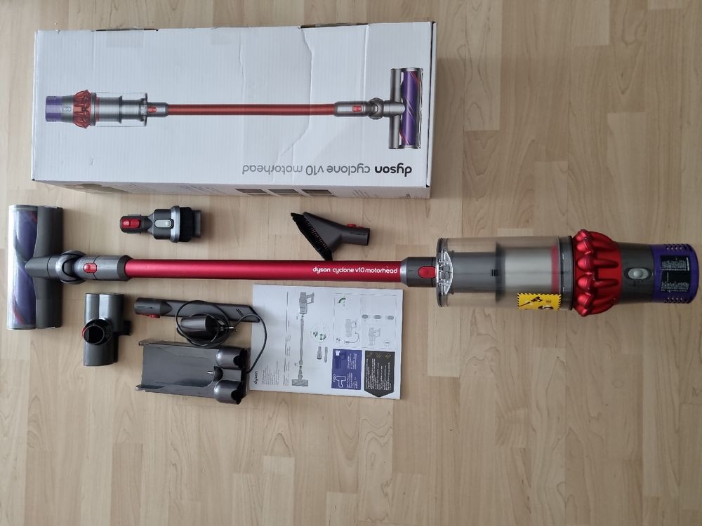 Dyson Cyclone V10 motorhead | Kaufen auf Ricardo