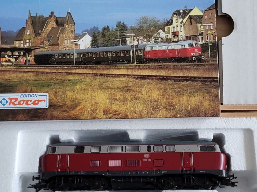Roco DB V160 Lollo Museumsedition mit ESU Lokpilot 5 (Defekt) in Buchs ...