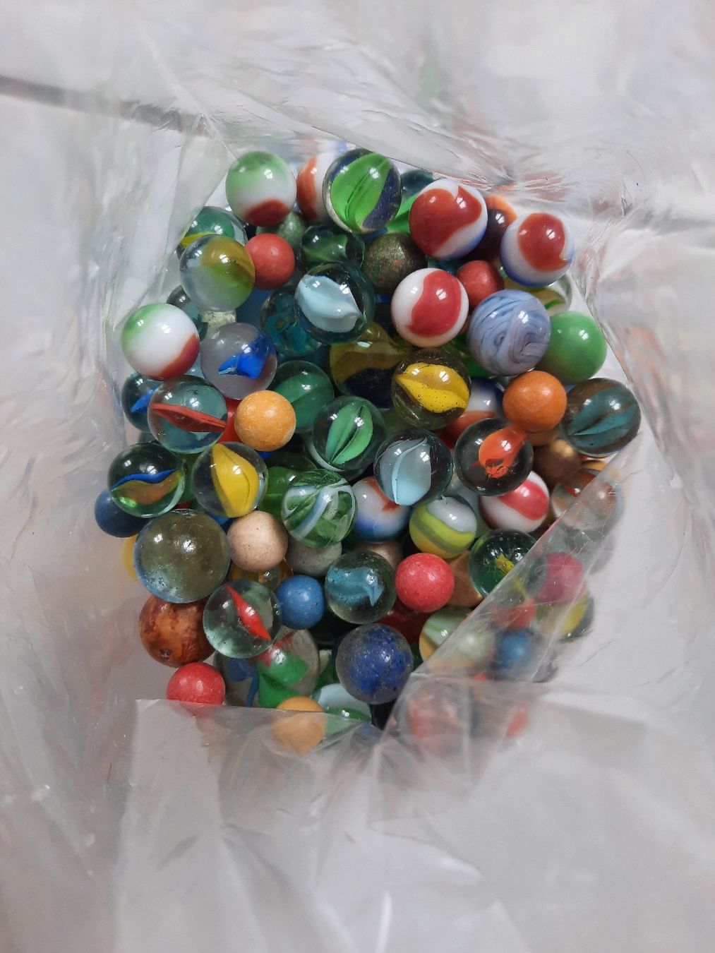 1 Kilo d'anciennes BILLES en VERRE (D'occasion) à Le Locle pour CHF 12 ...