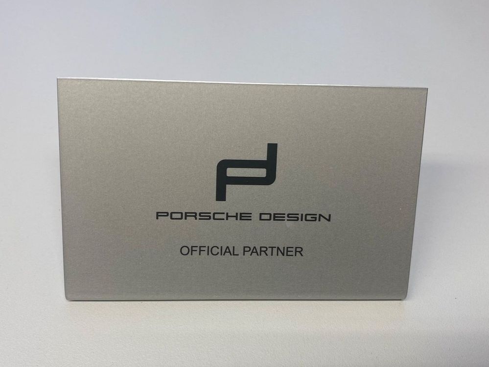 PORSCHE DESIGN Display Material | Kaufen auf Ricardo