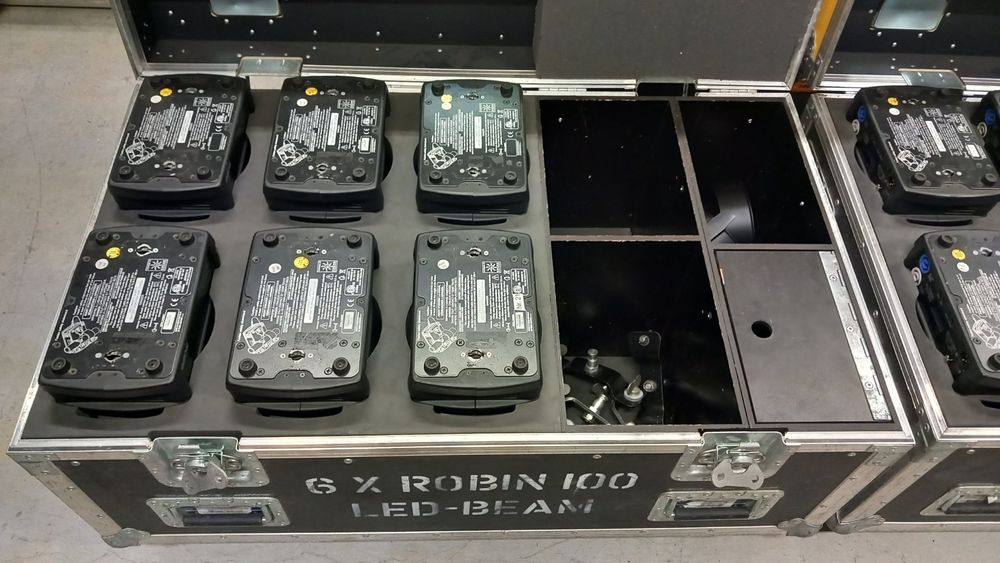 Robe Robin LEDBeam 100 6er Set im Originalcase (Gebraucht) in Schwanden ...