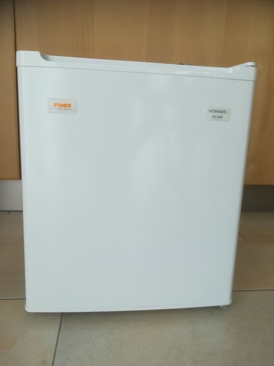 Mini Kühlschrank mit Eisfach | Kaufen auf Ricardo