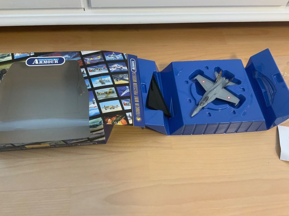 F/A-18 Tigermeet Staffel 11 J-5011 Franklin Mint Luftwaffe (Neu und originalverpackt) in Thun ...