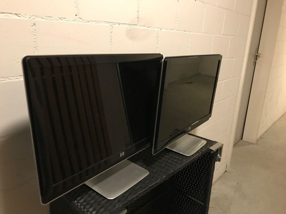 2x HP Monitore (Full HD; HP 2210i) (Gebraucht) in Dietlikon für CHF 32 ...