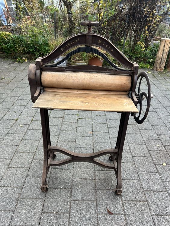 Uralte Wäschemangel, Miele, Gusseisern (Gebraucht) in Aarburg für CHF 1 ...