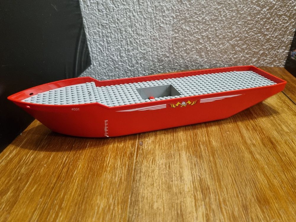 LEGO bfloat4c01 red Boat, Hull Unitary 52 x 12 x 6 1/3 | Kaufen auf Ricardo