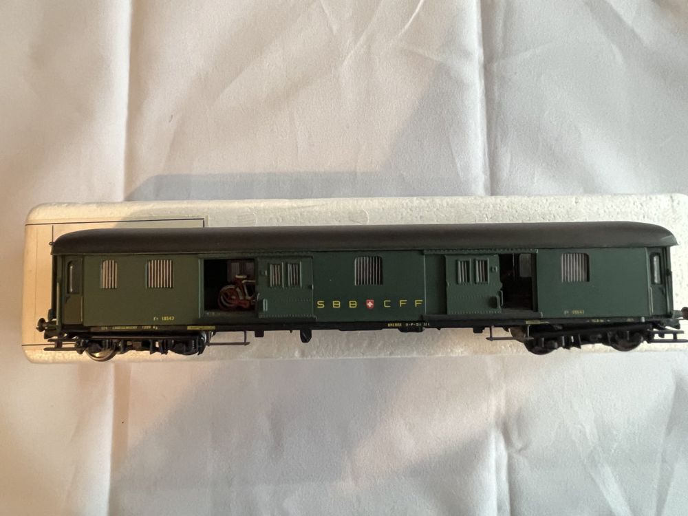 Metropolitan Packwagen RIC AB4ü der SBB 7040 (Gebraucht) in Bettlach ...