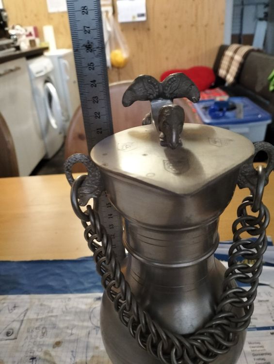 Walliser Zinnkanne mit Kette und 3 Becher ( gebraucht) | Kaufen auf Ricardo