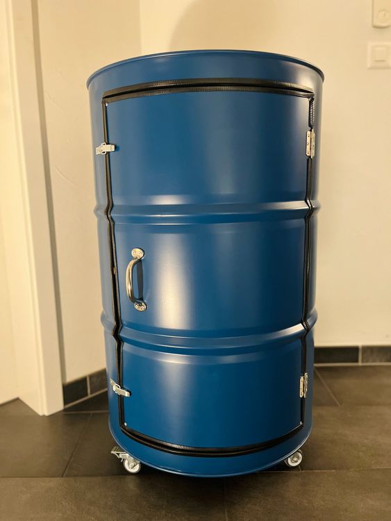 Baril transformé en bar (Neu (gemäss Beschreibung)) in Aproz (Nendaz) für CHF 590 – nur Abholung ...