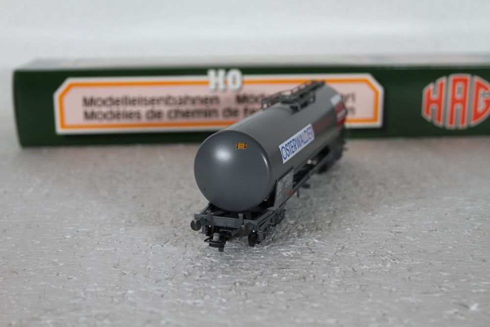 Hag 398 Tankwagen AVIA Osterwalder DC (Gebraucht) in Triesen für CHF 71 ...