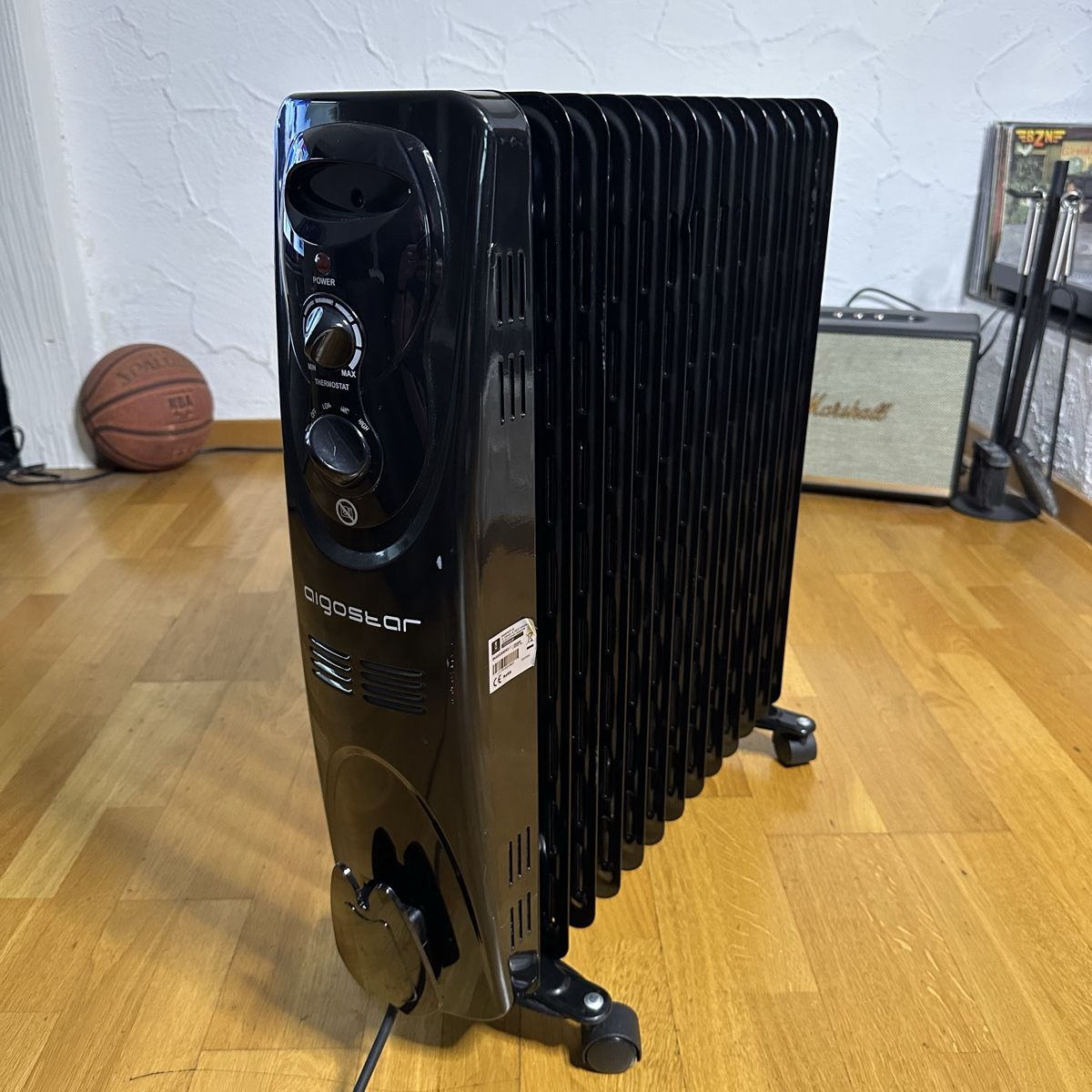 Aigostar Electric Radiator with Oil. 2500W (Gebraucht) in Zürich für ...