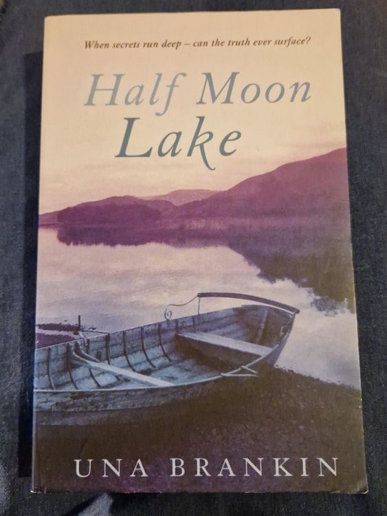 Half Moon Lake - Una Brankin Ireland (Gebraucht) in Neuhausen am ...