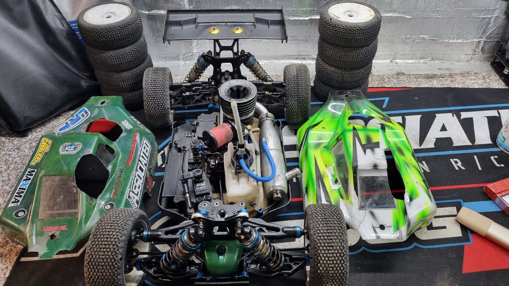 team asso rc8b3.1 nitro buggy (Gebraucht) in widnau für CHF 165 – mit ...
