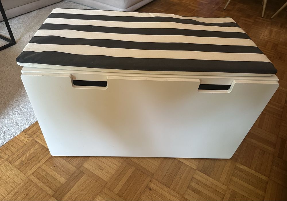 SMASTAD IKEA spacious toys storage (Gebraucht) in Zürich für CHF 30 ...