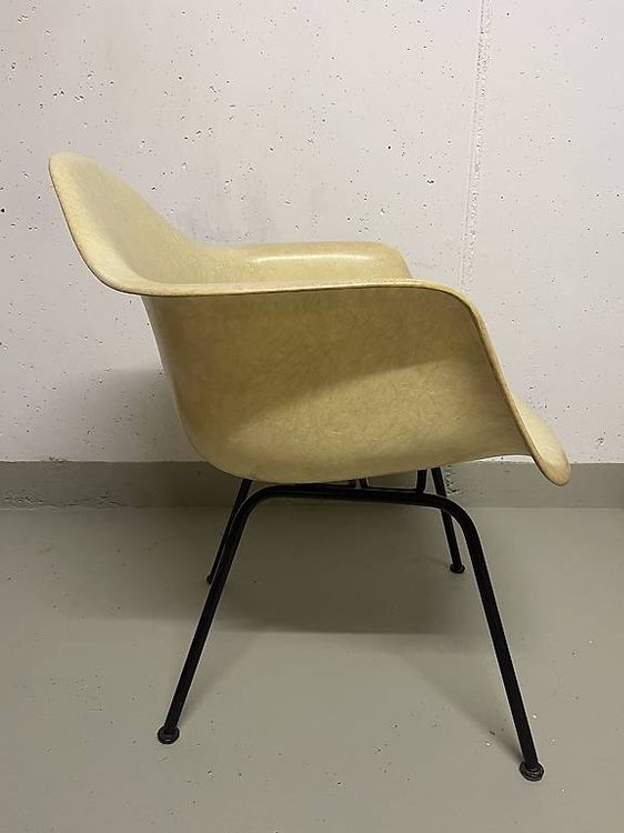 Eames Shell Arm Chair 1st Gen Rope Edge (Zenith) (Gebraucht) in Zürich ...