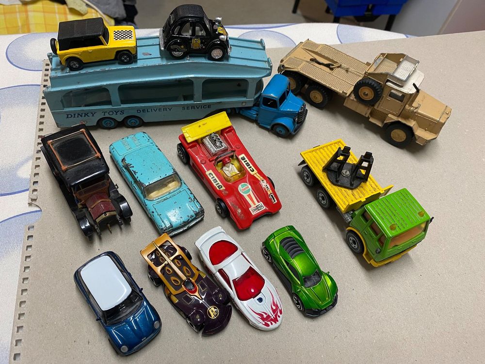 Corgi, Dinky, Tekno, Siku, Autofriedhof, Estrichfund (Defekt) in ...