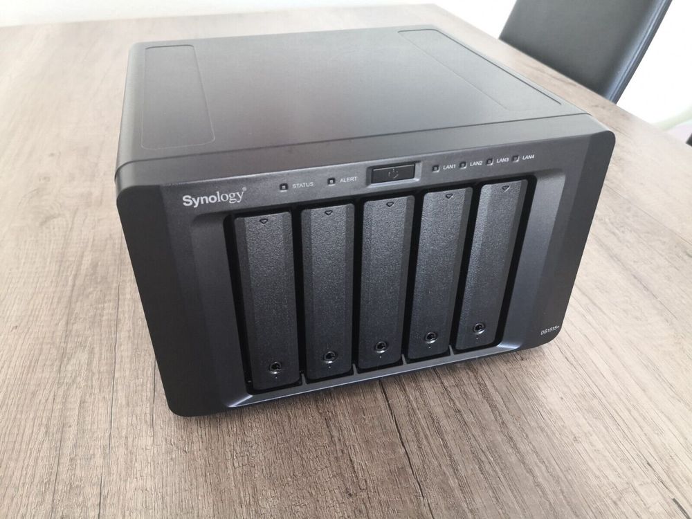 Synology DS1515+, inkl. 16GB RAM - REVIDIERT | Kaufen auf Ricardo
