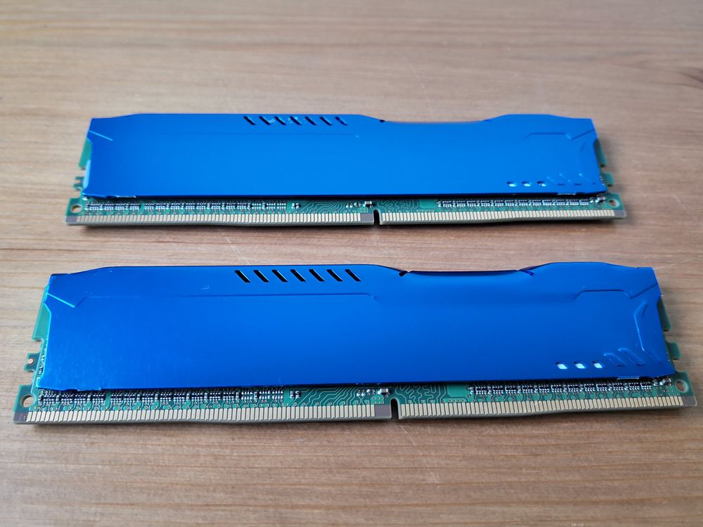 2x8 GB DDR4-3200 Desktop RAM (Blue) (Gebraucht) in Zürich für CHF 57 ...