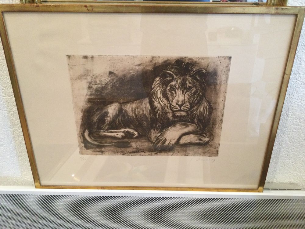 Lithographie LION couché signé E.Densler 57 (Gebraucht) in Crissier für CHF 11 – nur Abholung ...