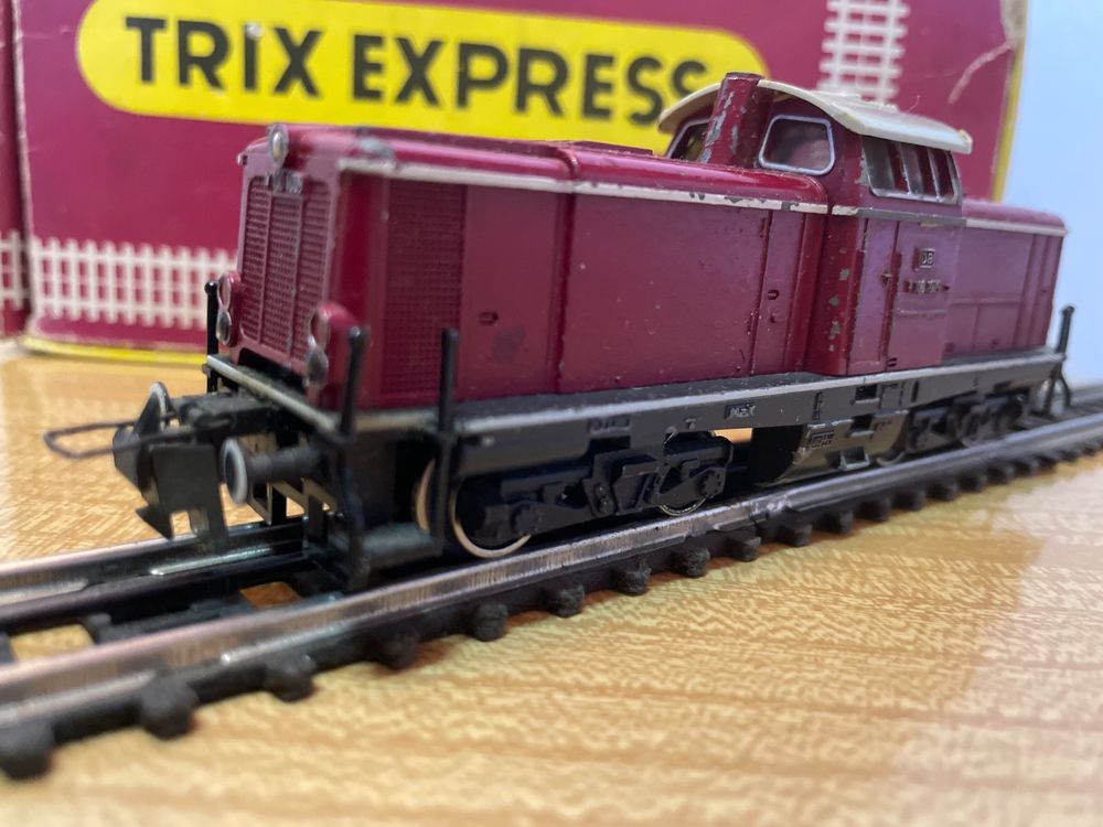 TRIX EXPRESS Diesellok V 100 1009 (Gebraucht) in Suhr für CHF 18 – mit ...