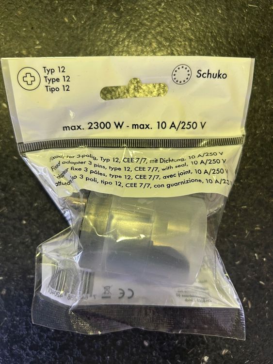 New Schuko Type 12 Adapter (Neu und originalverpackt) in Lausanne für ...
